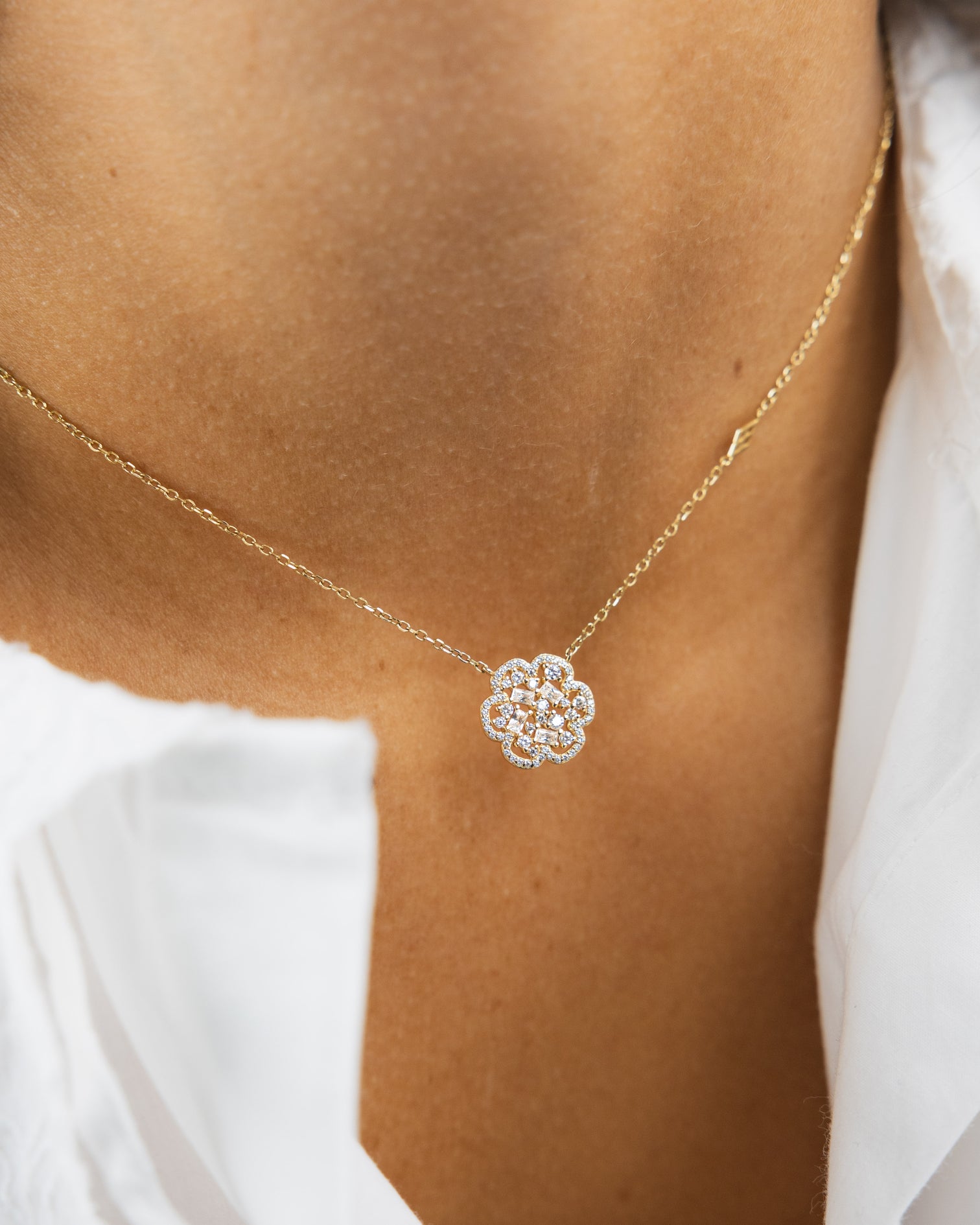 Pia: Elegant, Timeless and Precious Jewelry – Pia Paris